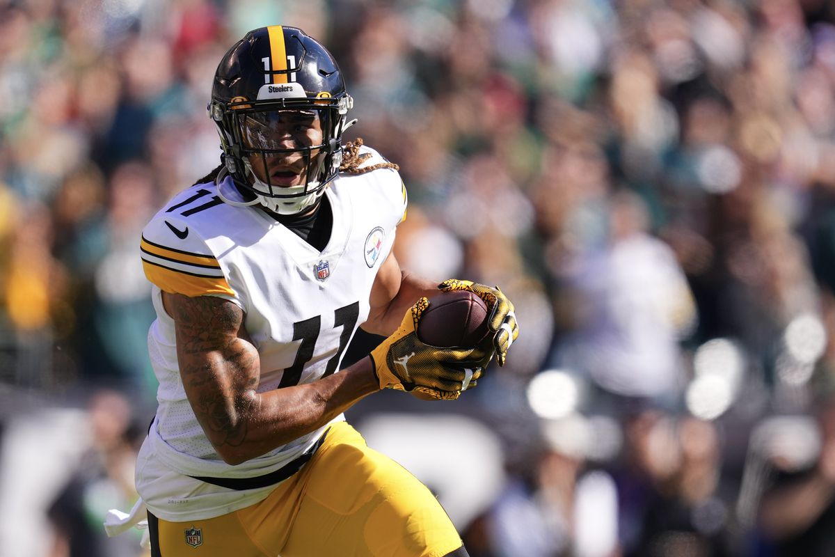 Chase Claypool Optimistic About a Turnaround Season with the Bears in ...