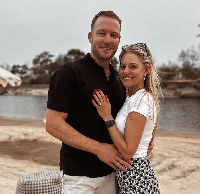 Who is the girlfriend of Brook Lopez? Hailee Strickland's entire ...