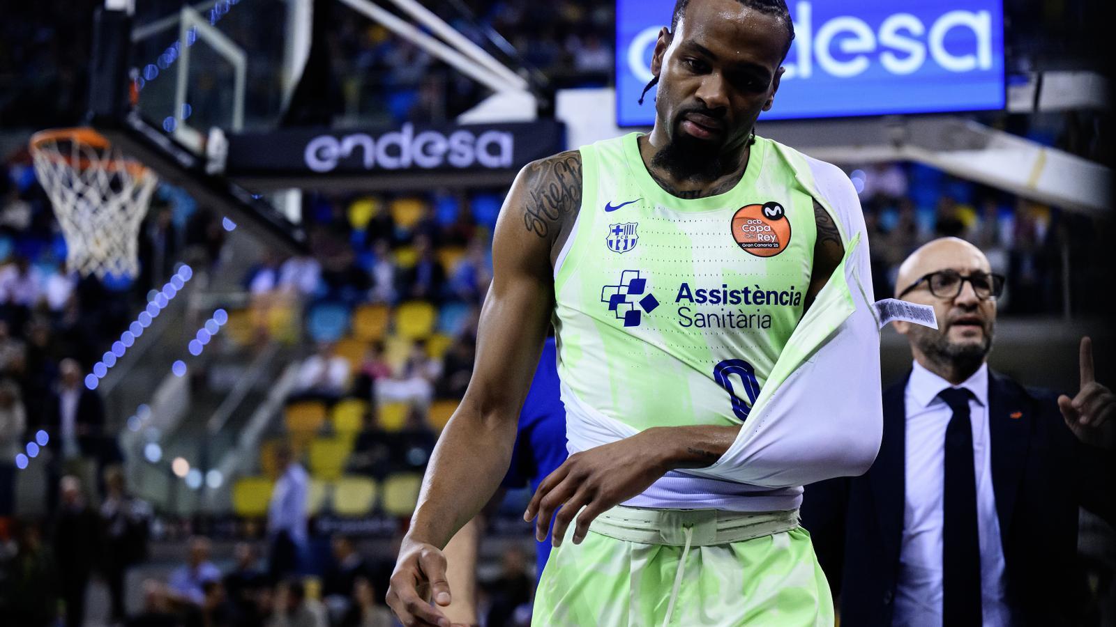 FC Barcelona Faces Doubts Over Kevin Punter’s Shoulder Injury - 73buzz